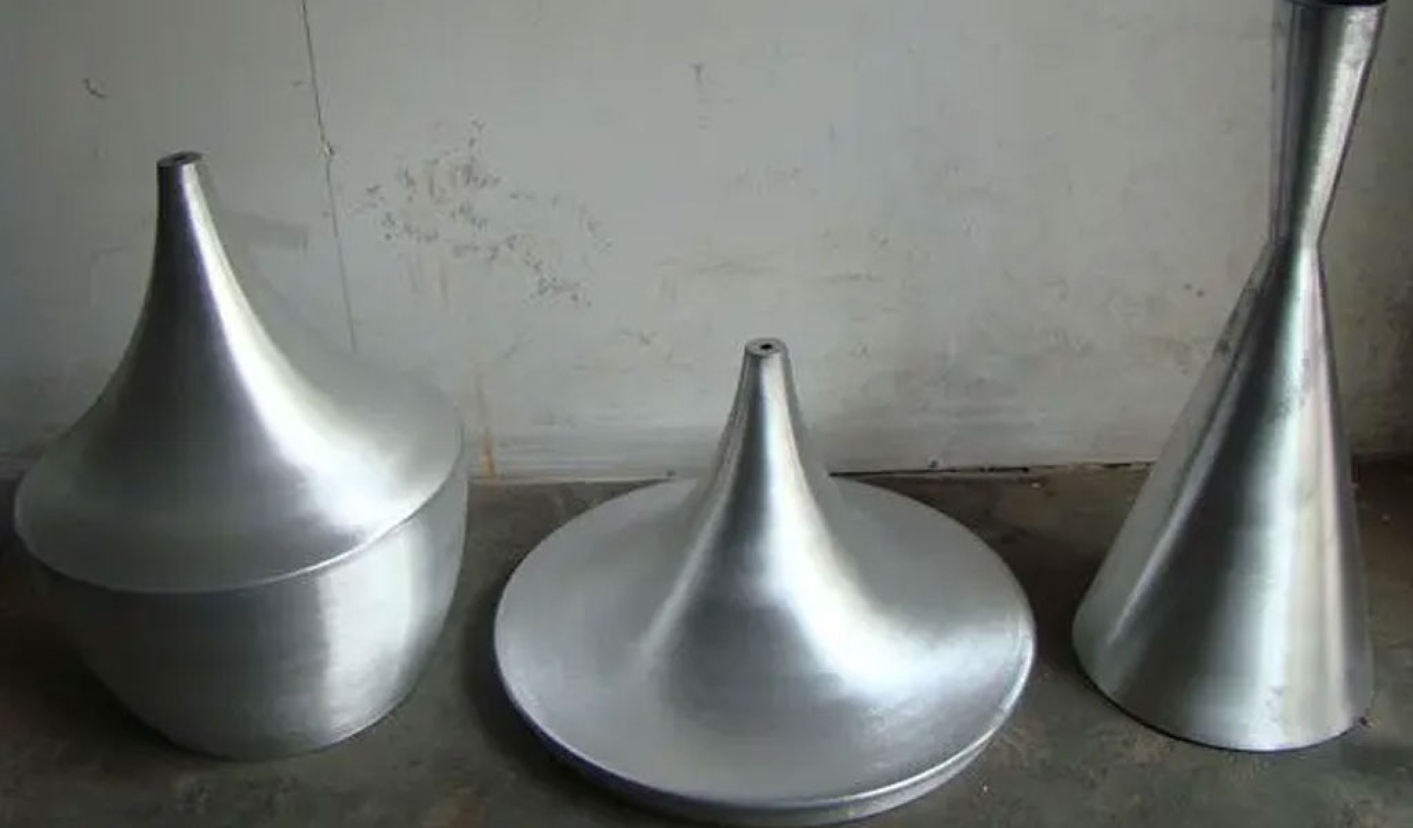 Using Spinning Technology to Make Reflectors for LED Lights | LED Light ...